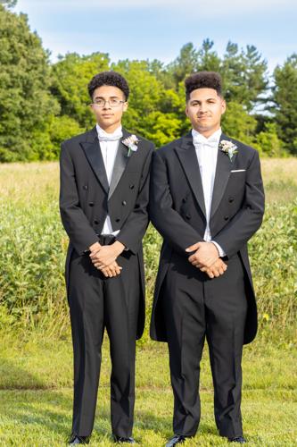 Cotillion debutantes earn scholarships, learning year | Life | stardem.com