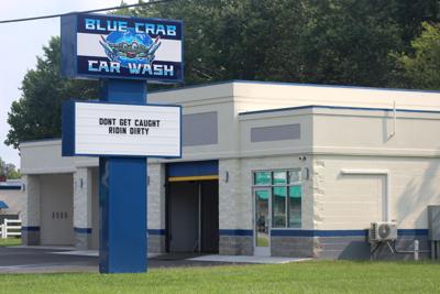 Car wash offers automatic, self-service options | Business | stardem.com