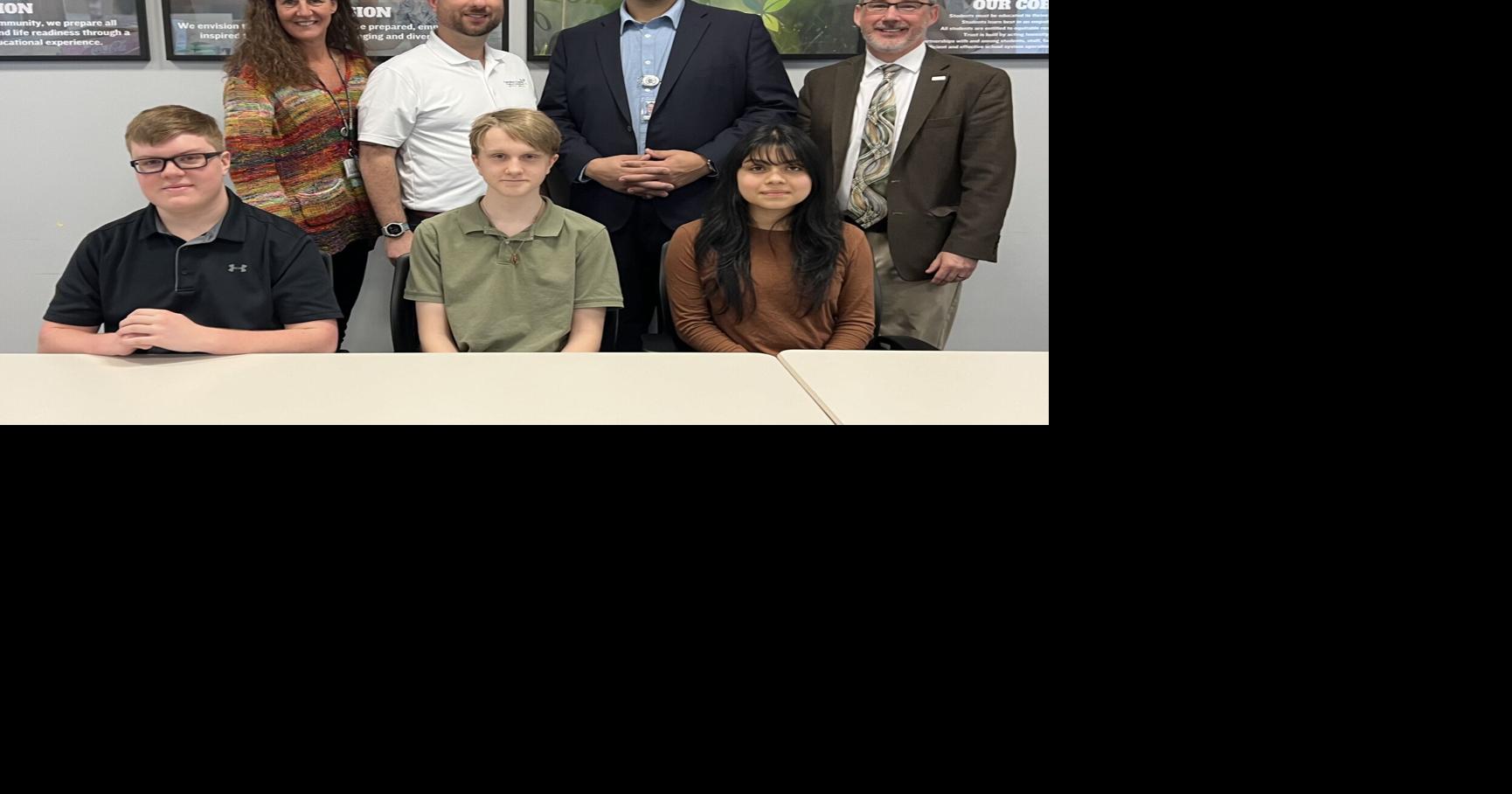 Caroline students sign apprenticeship agreements | Local | stardem.com