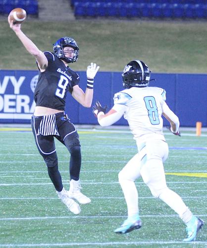 DECATUR HURDLES INTO HISTORY | Sports | stardem.com