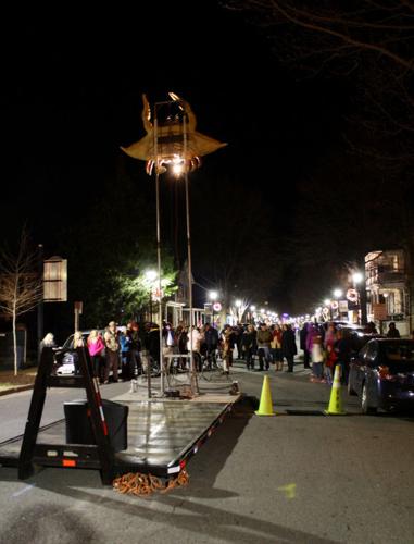 Crab drop to be broadcast globally | Local | stardem.com