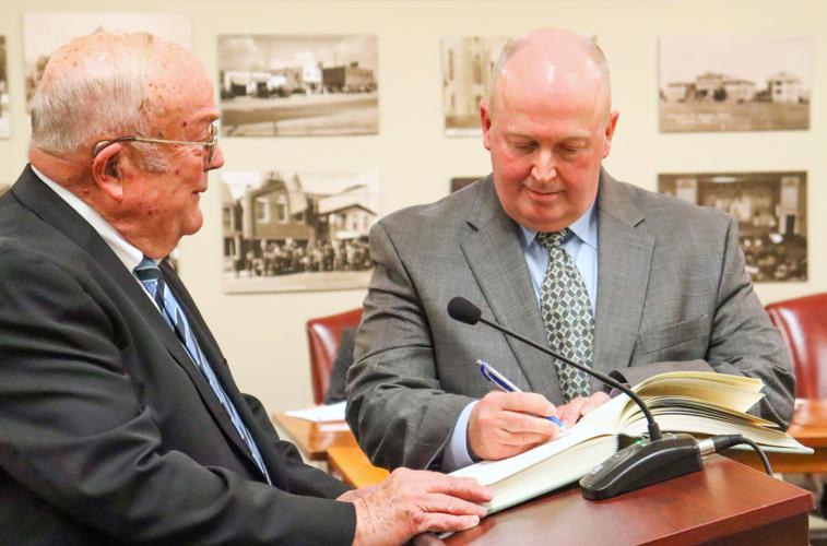 New Easton police chief sworn in | Local | stardem.com
