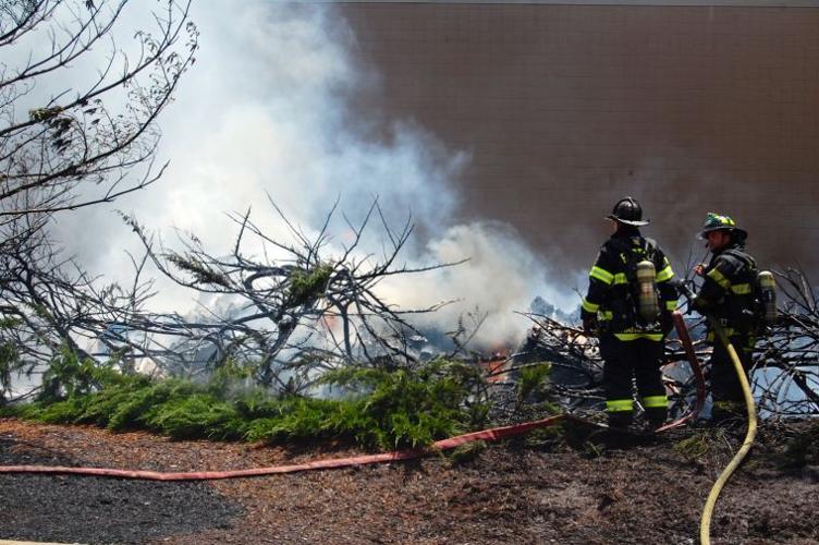 Fire outside Walmart forces building evacuation | Local | stardem.com