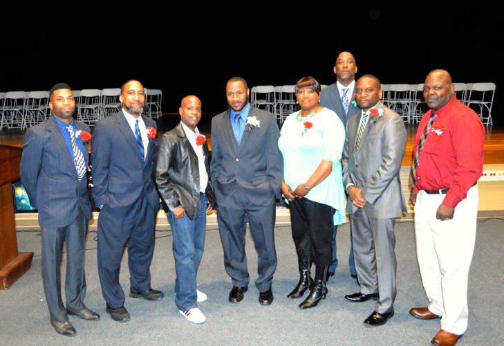 100 Men of Distinction honored | Life | stardem.com