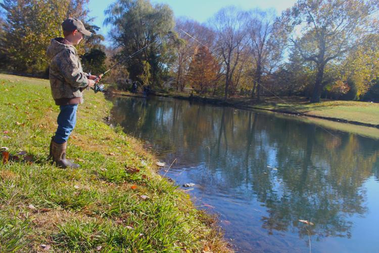 Kids Fishing Derby brings family fun to Festival | Local | stardem.com