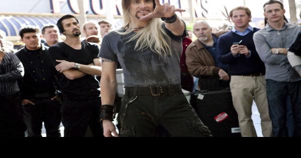 REVIEW: 'The Incredible Burt Wonderstone' | Maki at the Movies | Greg ...