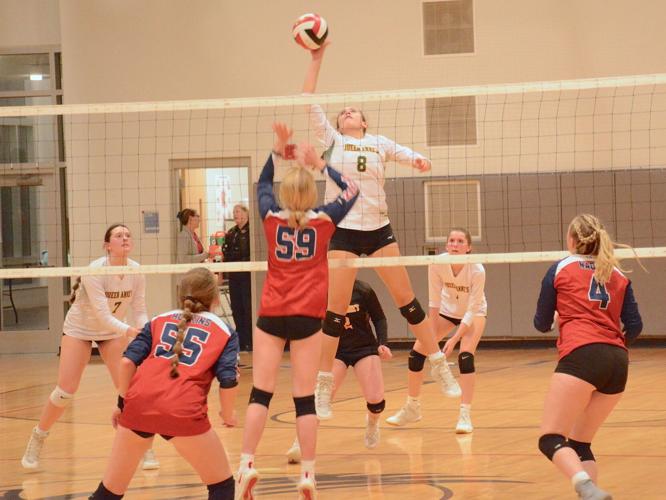 Lions extend undefeated run with conference crown | High School ...