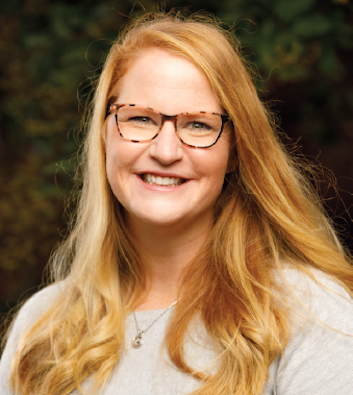 Fitzgerald receives outstanding nurse clinician award | Life | stardem.com
