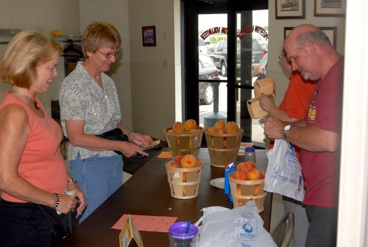 Preston church celebrates 12th annual Peach Festival | Local | stardem.com