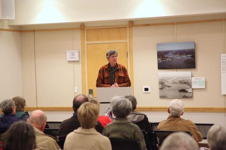 Author Tom Horton speaks at TCFL | Environment | stardem.com