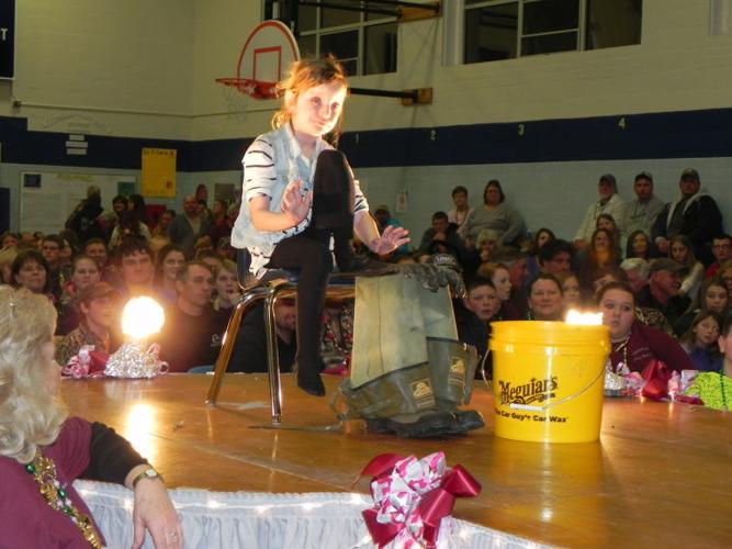 Bleyer crowned Miss Outdoors 2015 | Local | stardem.com
