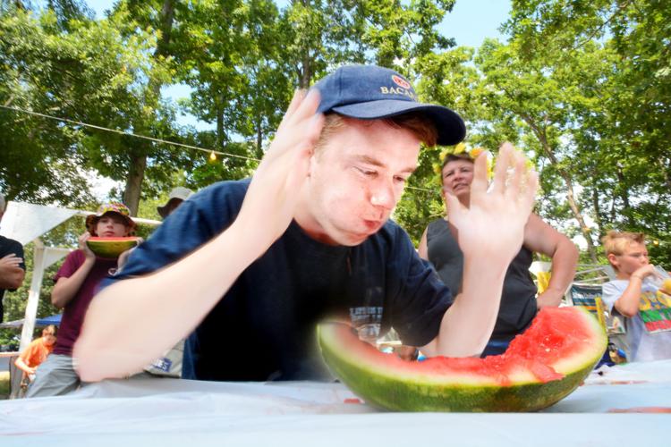 Juice flows at the watermelon eating contest | Local | stardem.com