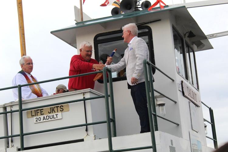 Oxford residents celebrate Oxford Bellevue Ferry's new owner | News ...