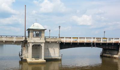 Chester River bridge painting to begin soon | Local | stardem.com
