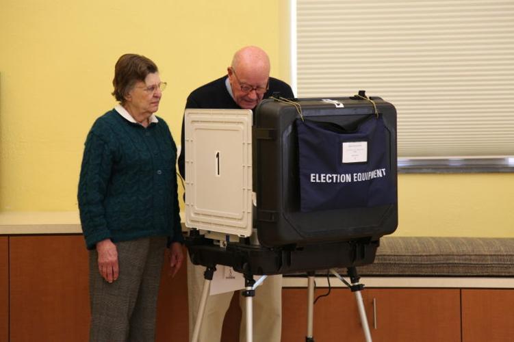 Election Day 2014 | Photos | stardem.com