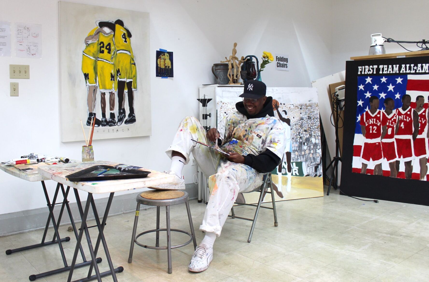 Art and basketball: Shelton Hawkins brings his art to downtown Easton ...
