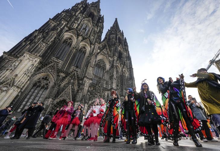 Revelers celebrate street Carnival across German Rhineland | World ...