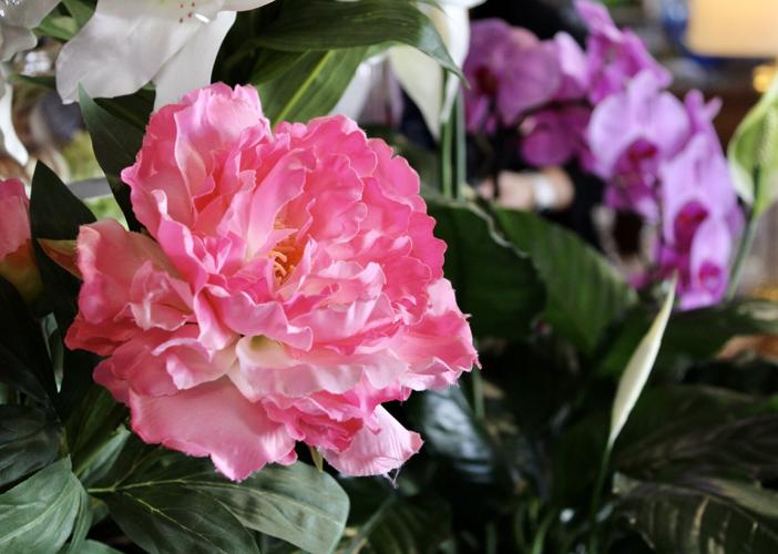 Savington & Hill Floral cuts the ribbon inside Dover Station | Local ...