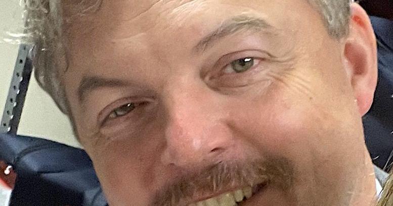 Riley seeks raise for state's attorney job | Local | stardem.com