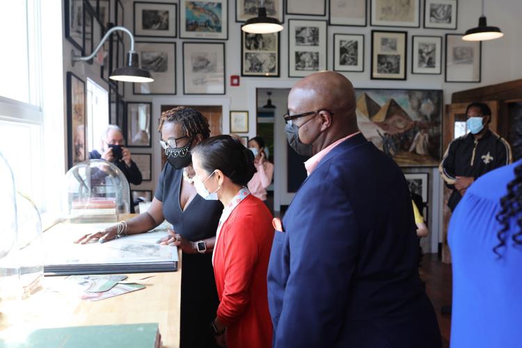 Maryland's First Lady visits Water's Edge Museum for history lesson ...