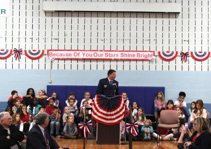 Bayside Elementary School recognizes veterans | Local | stardem.com