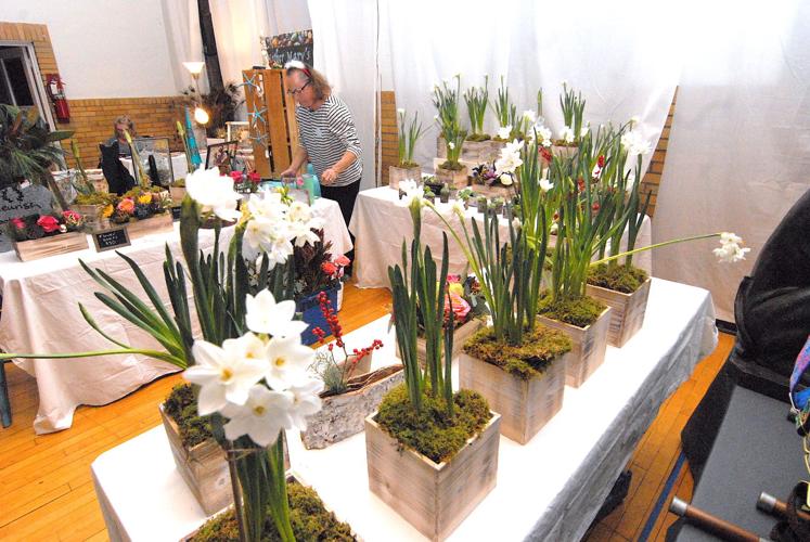 Christmas in Easton craft show continues today | Spotlight | stardem.com