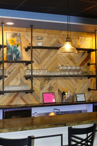 New restaurant opens in Centreville | Business | stardem.com