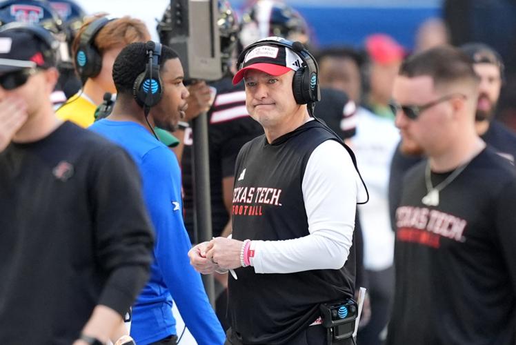 A rarity: Texas Tech coach Joey McGuire praises referees despite loss ...