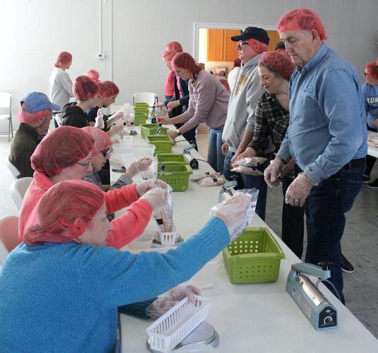 Rotary packages 30,000 meals to fight hunger | Life | stardem.com