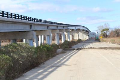 Nighttime lane closures will wrap up Dover Bridge work | Spotlight ...