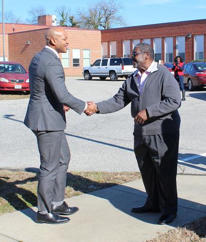 Governor visits Kennard African American Cultural Heritage Center ...