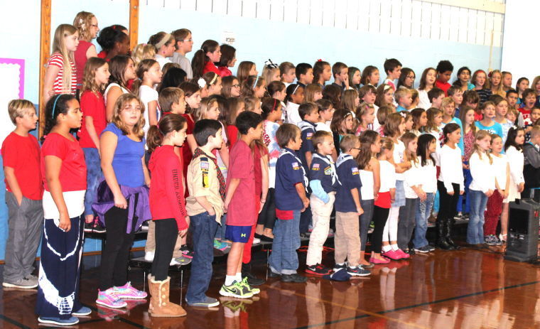 Bayside Elementary honors veterans, active duty military personnel ...