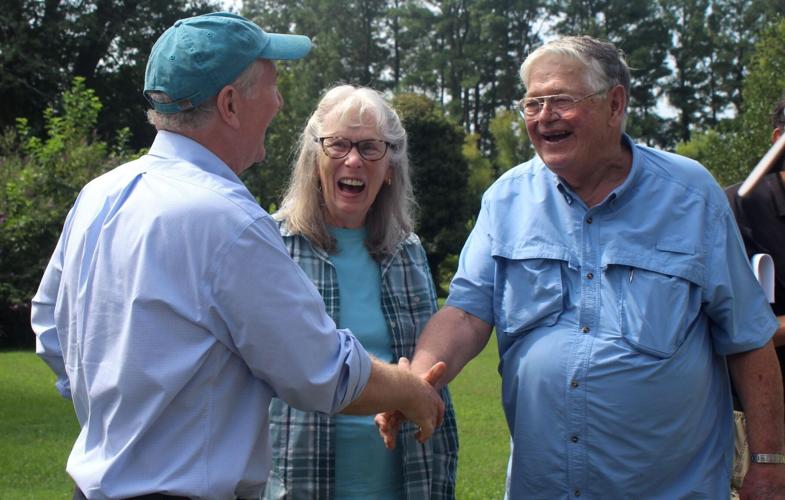 Sen. Van Hollen visits East New Market Farm | | stardem.com