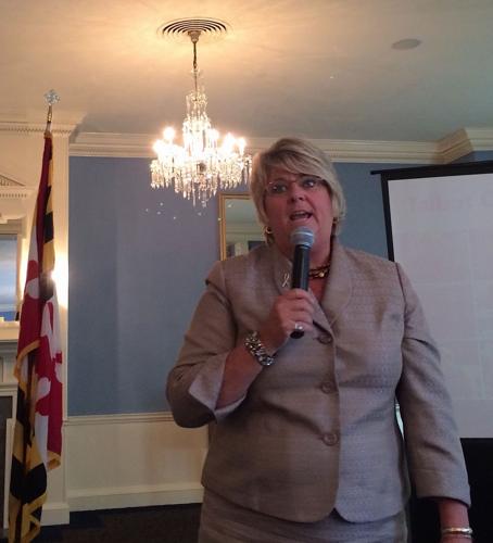 Griffith speaks during October chamber luncheon | Local | stardem.com