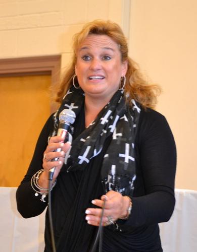 Ridgely speaks on scholarship opportunities for equestrians | Local ...