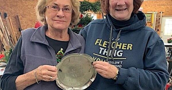 Collier receives Mary Holt Memorial Award | Life | stardem.com