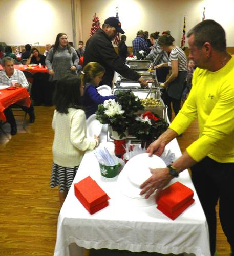 Santa visits children at Ruthsburg Community Center | Life | stardem.com