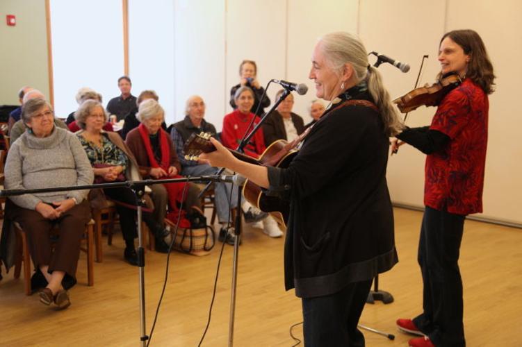 Simple Gifts play at Brookletts Place | Photos | stardem.com