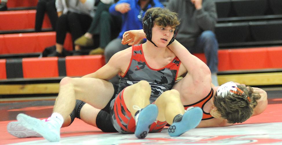Colonel tops Easton, evens slate | Sports | stardem.com