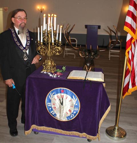 Elks honor memory of members | Local | stardem.com