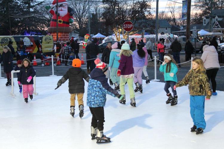 Thousands attend Christmas in Ridgely Winter Festival | Local | stardem.com