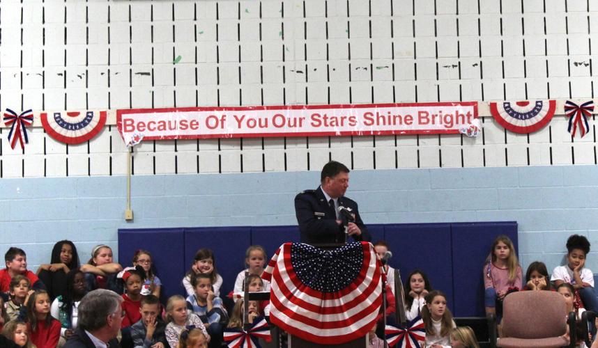 Bayside Elementary School recognizes veterans | Local | stardem.com