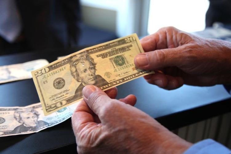 Secret Service prevents counterfeiting | Business | stardem.com