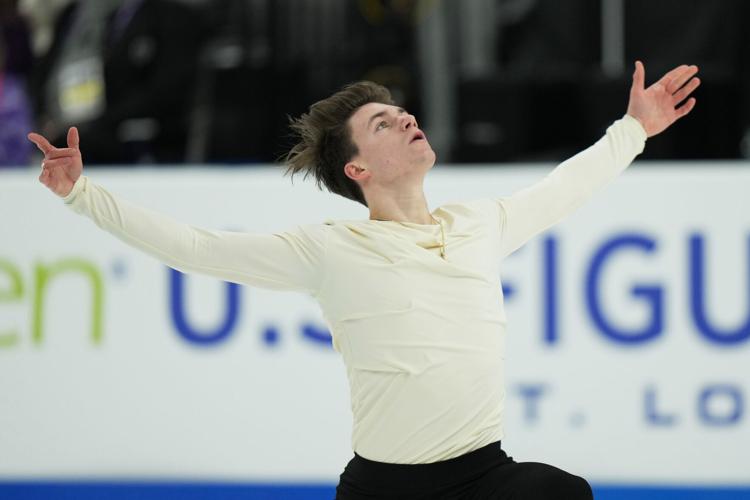 Maxim Naumov's emotional return to U.S. Figure Skating Championships ...