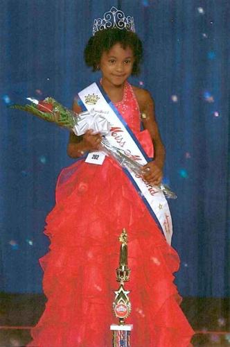 Sisters to compete for national pageant titles | Life | stardem.com