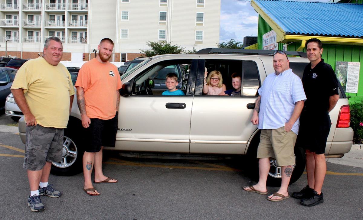 Fundraiser provides car for Bonner family | Local | stardem.com