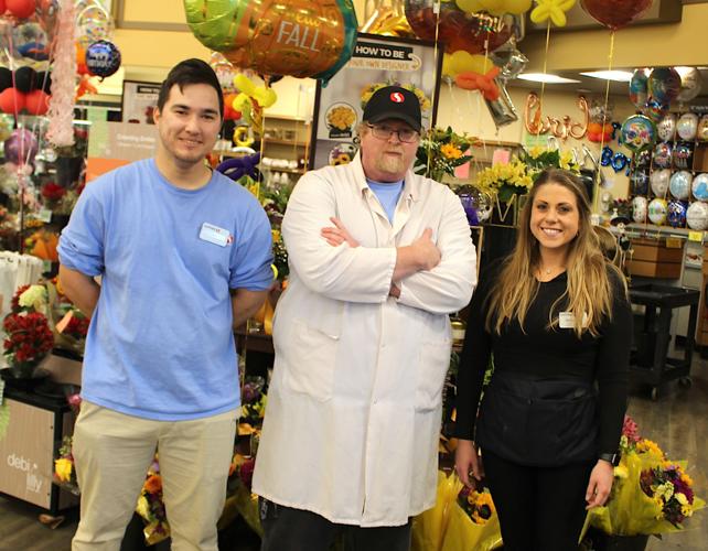 Safeway employees, customers help save life of coworker | Local ...