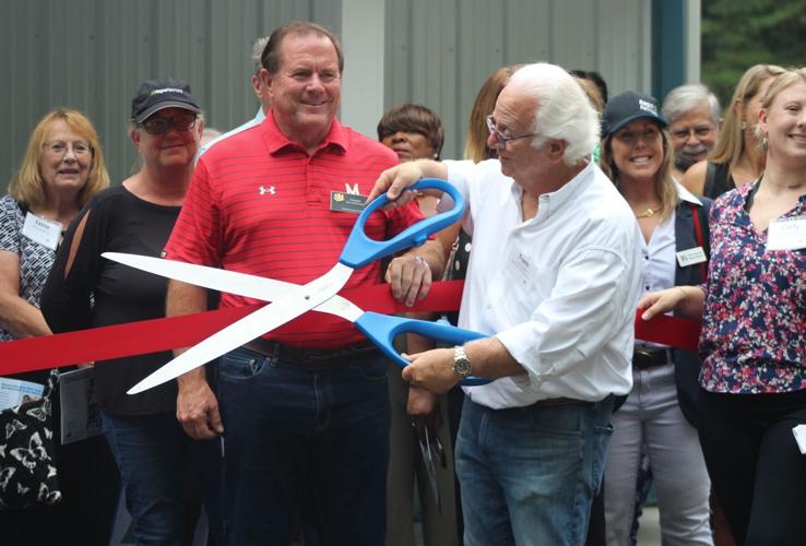 Cambridge pet adoption center celebrates opening | Local | stardem.com