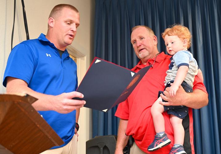 Men for Change honors community volunteers | Local | stardem.com