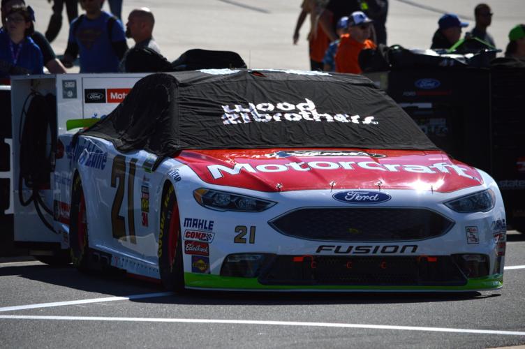 NASCAR Photo Gallery: Apache Warrior 400 | Photos | stardem.com